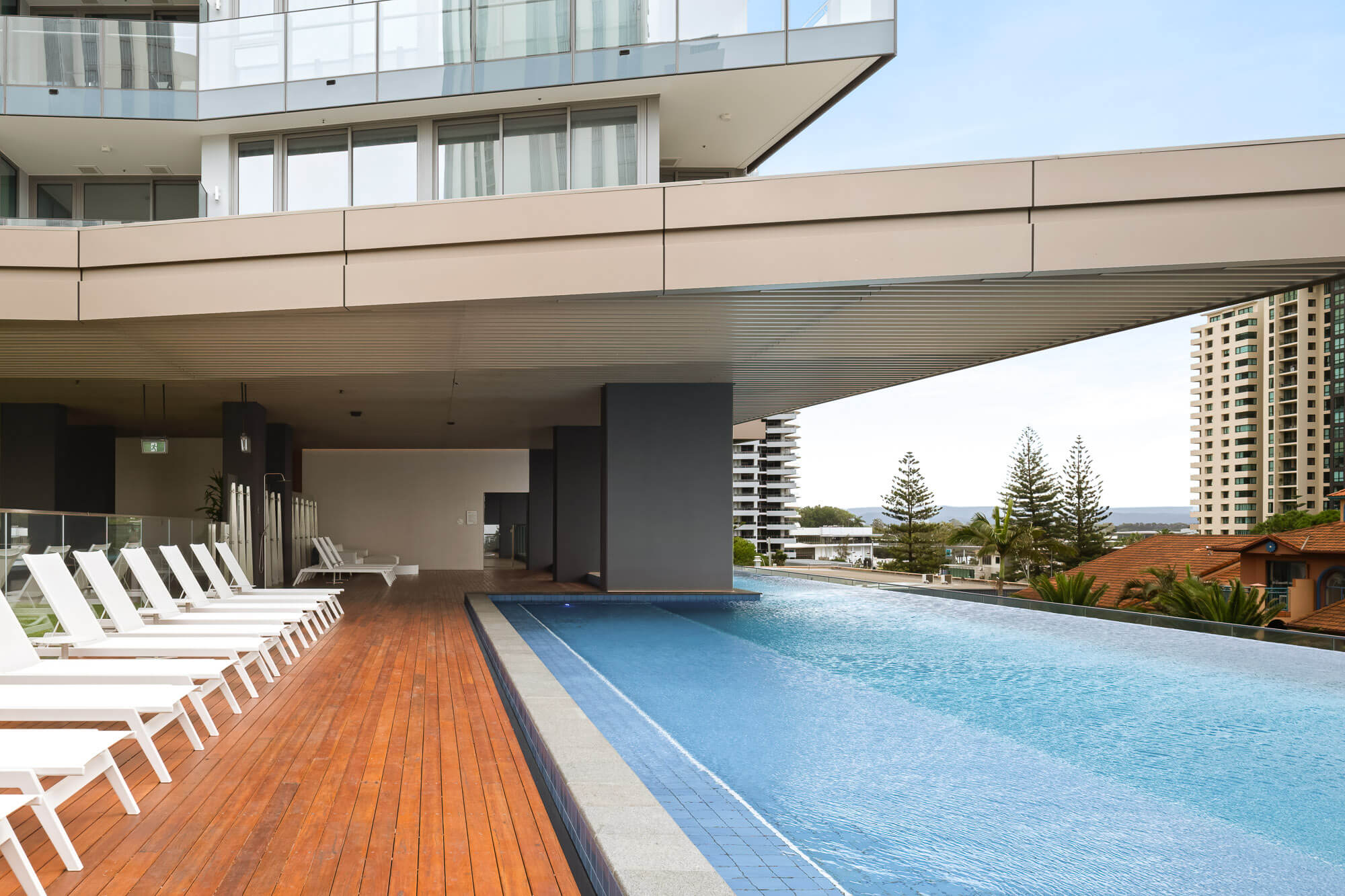 Gold Coast Accommodation – Signature Broadbeach – The CASSA