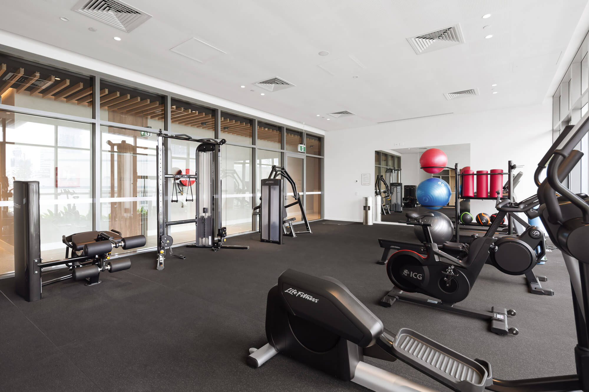 Gold Coast Accommodation – Signature Broadbeach – The CASSA